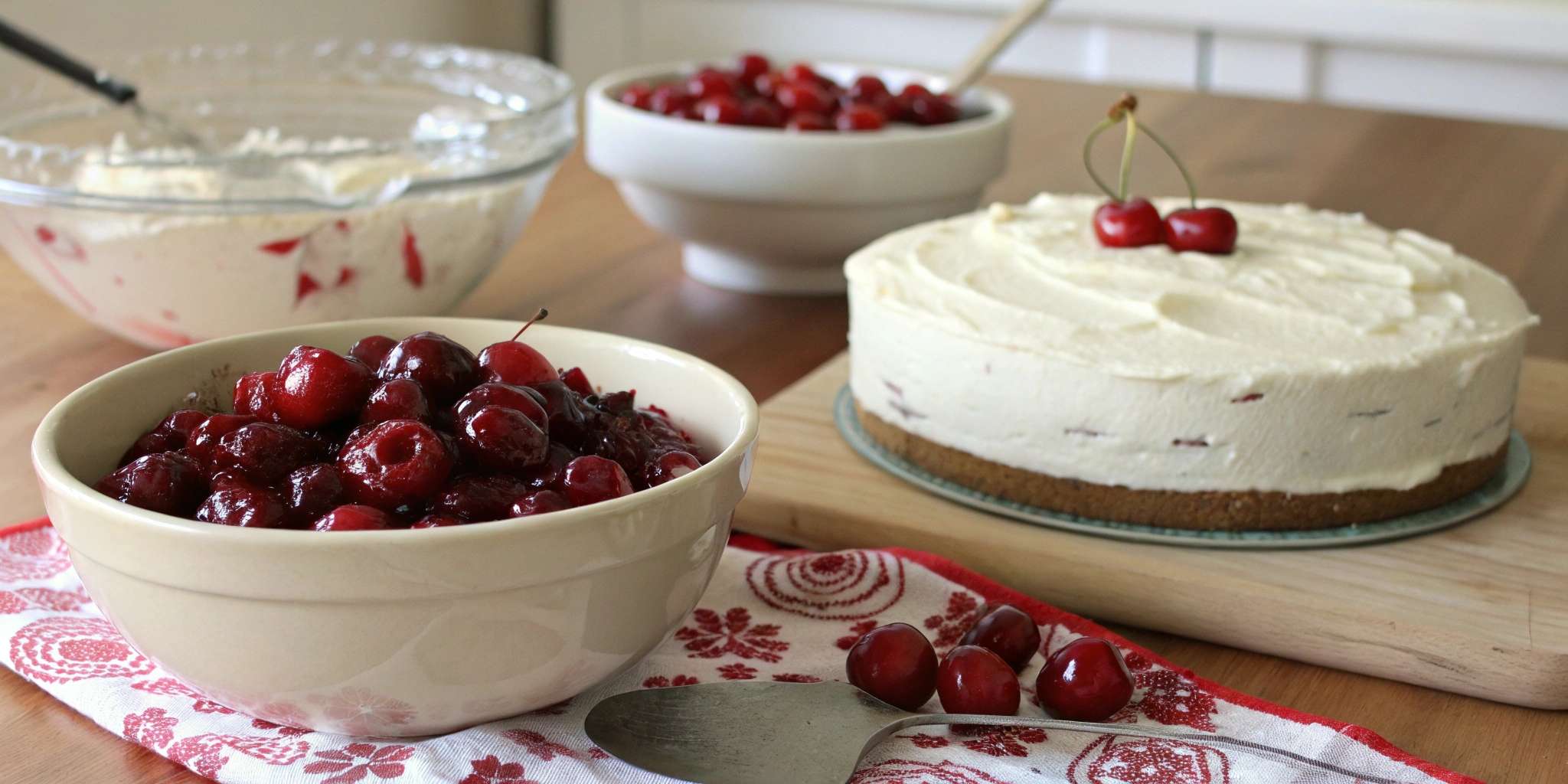 Cherry Bounce Recipe: A Classic Homemade Delight 🍒